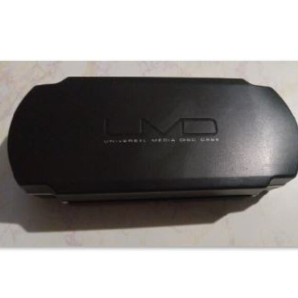 Video Games & Consoles | Sony Psp 8 Umd Game Storage Case Black Hard ...